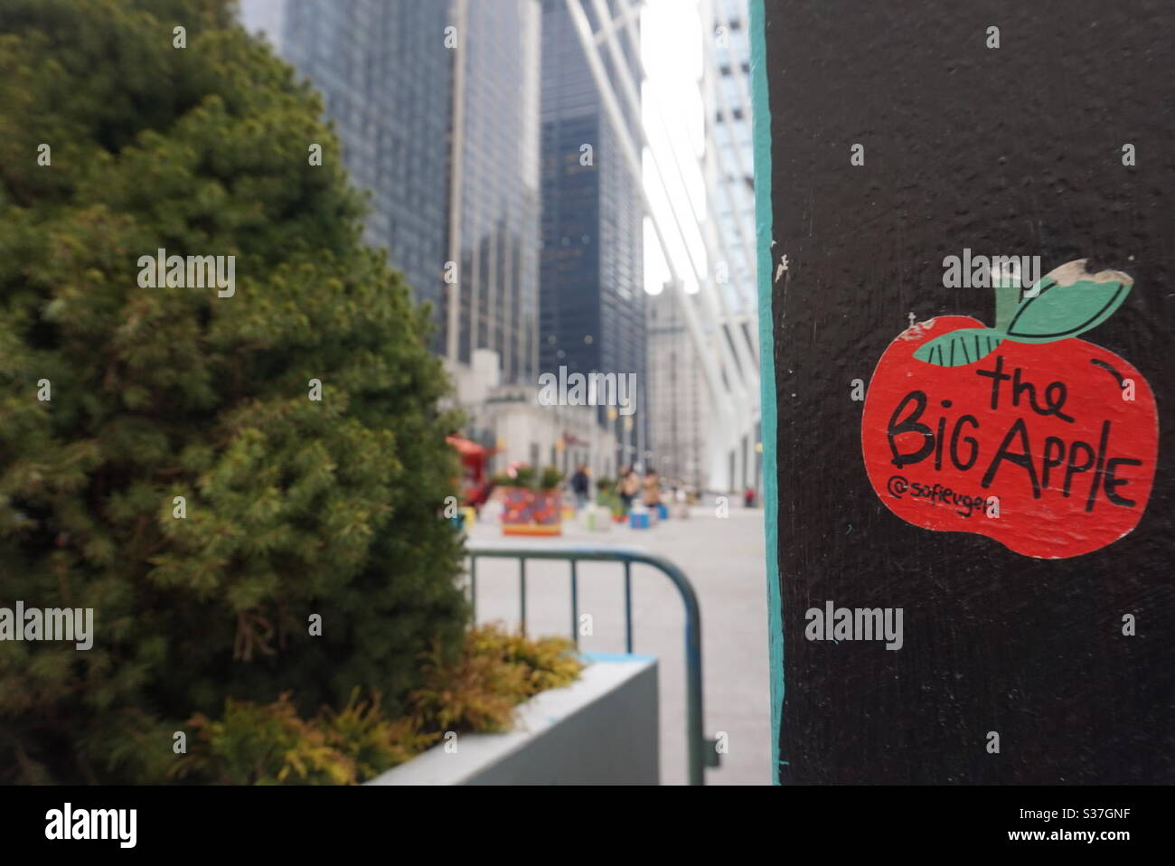 Nyc big apple hi-res stock photography and images - Alamy