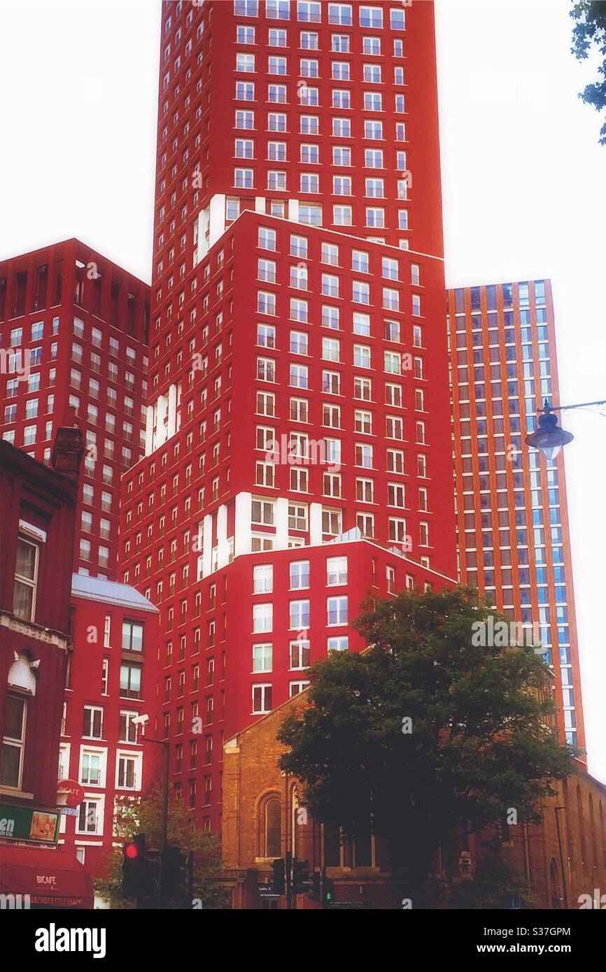 Cubism architecture hi-res stock photography and images - Alamy