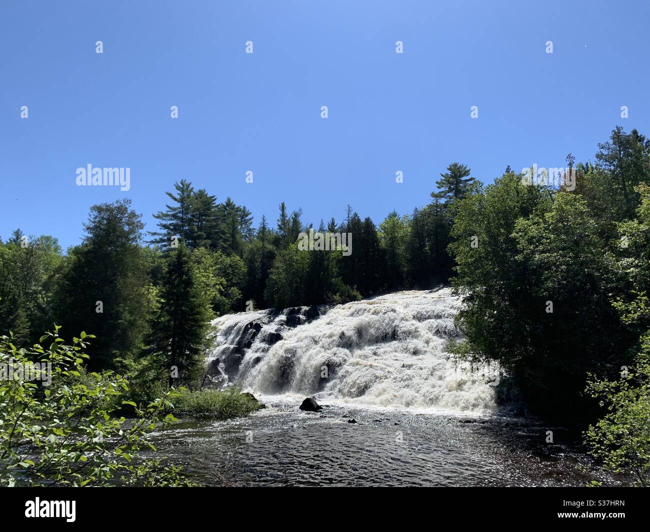 Bond waterfall hi-res stock photography and images - Alamy