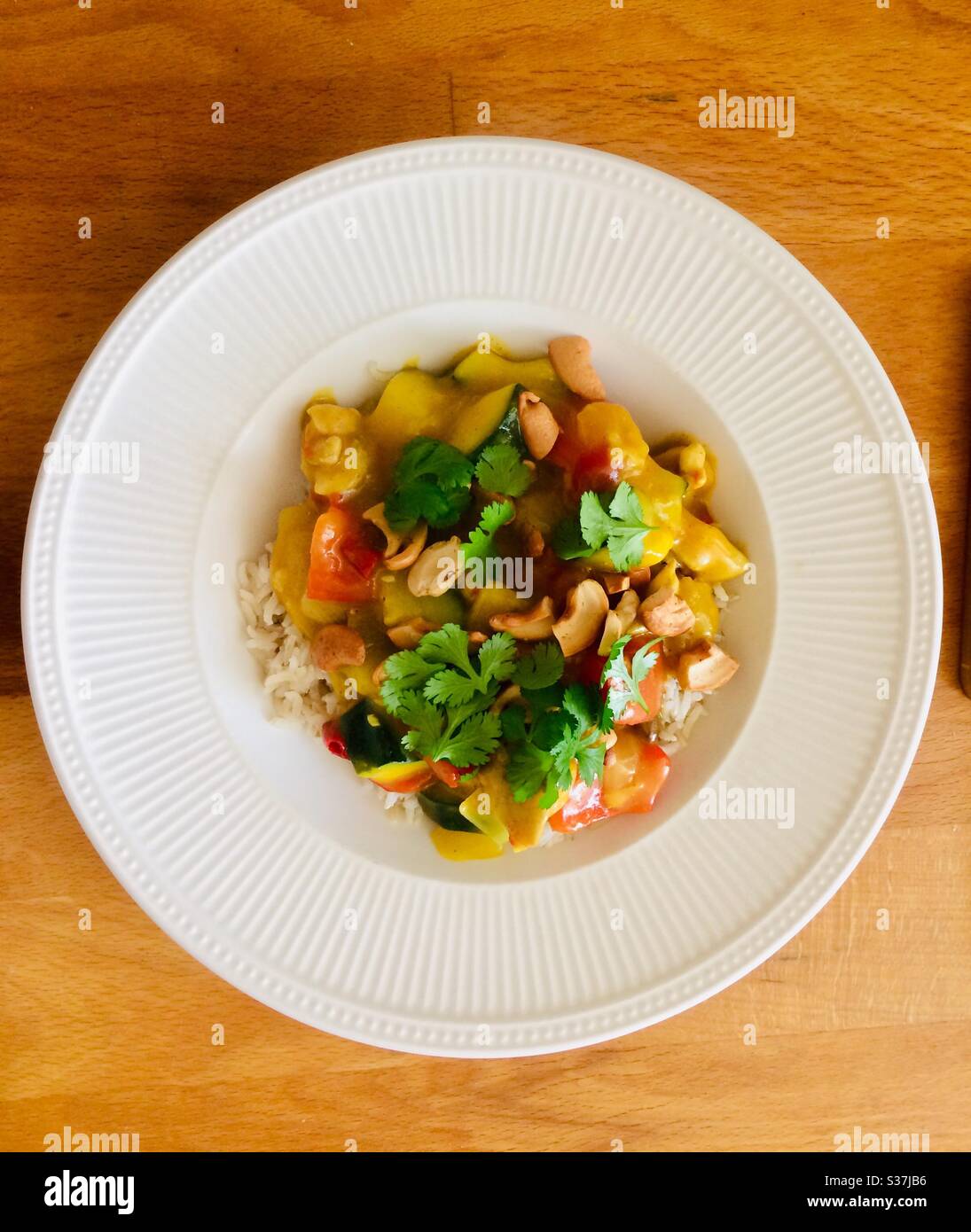 White and yellow colors hi-res stock photography and images - Alamy