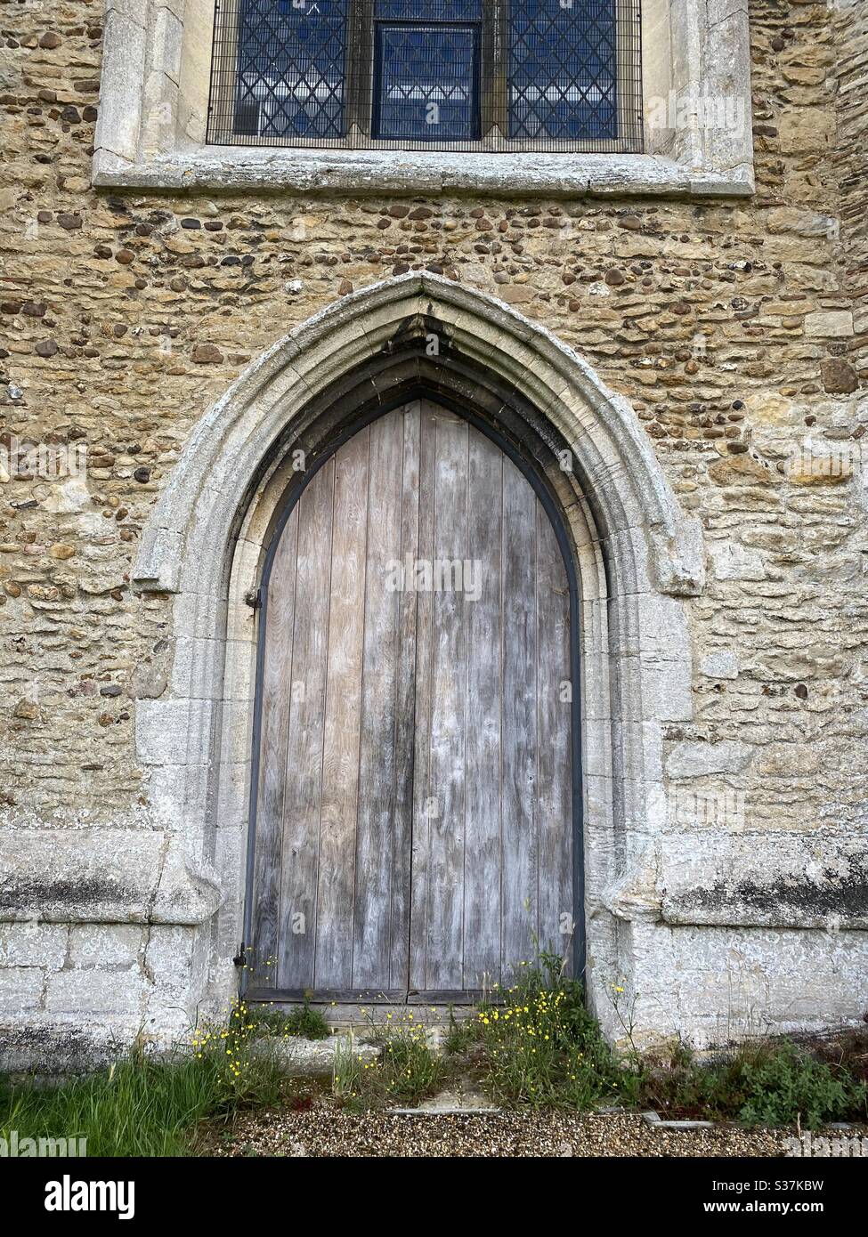 14th century church hi-res stock photography and images - Alamy