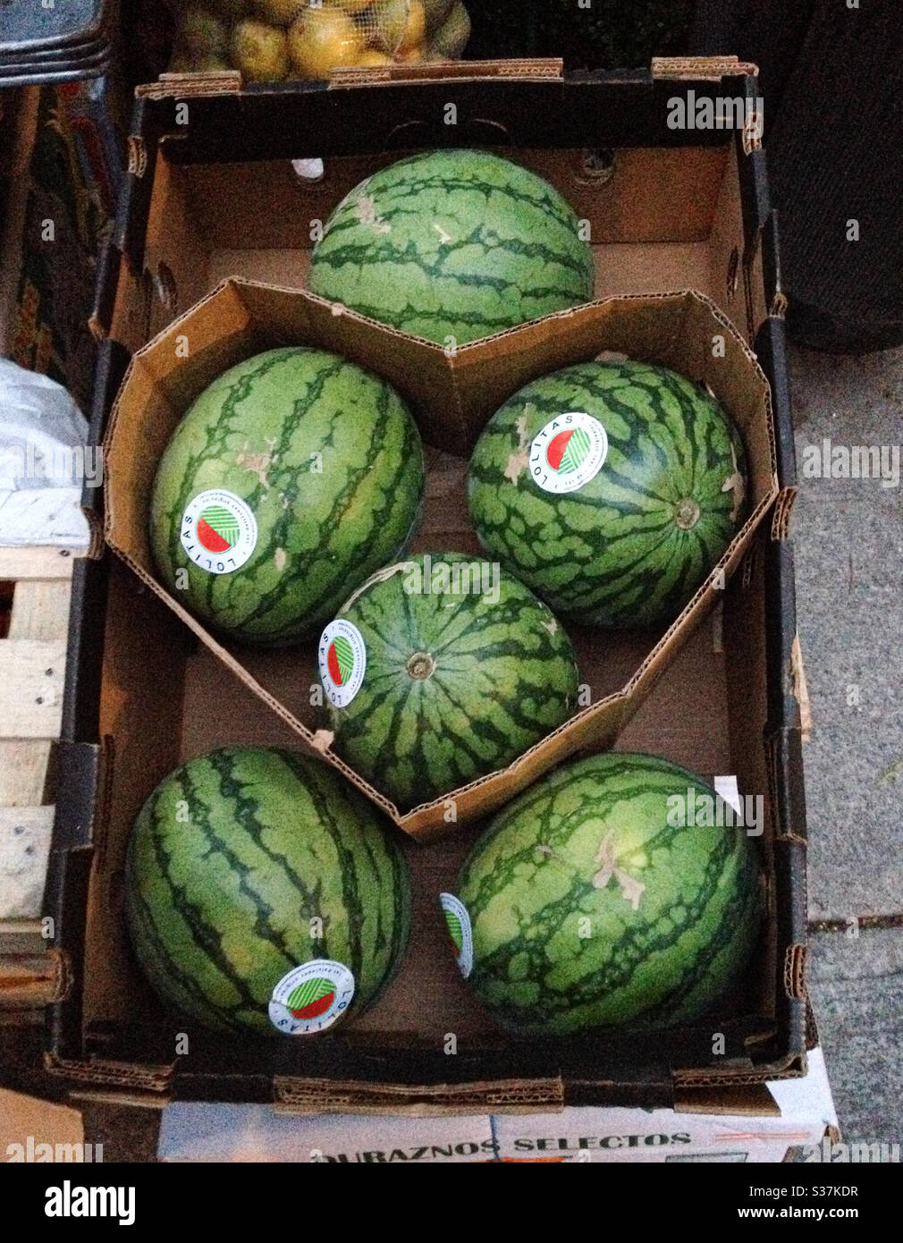 Watermelons in a market hi-res stock photography and images - Alamy