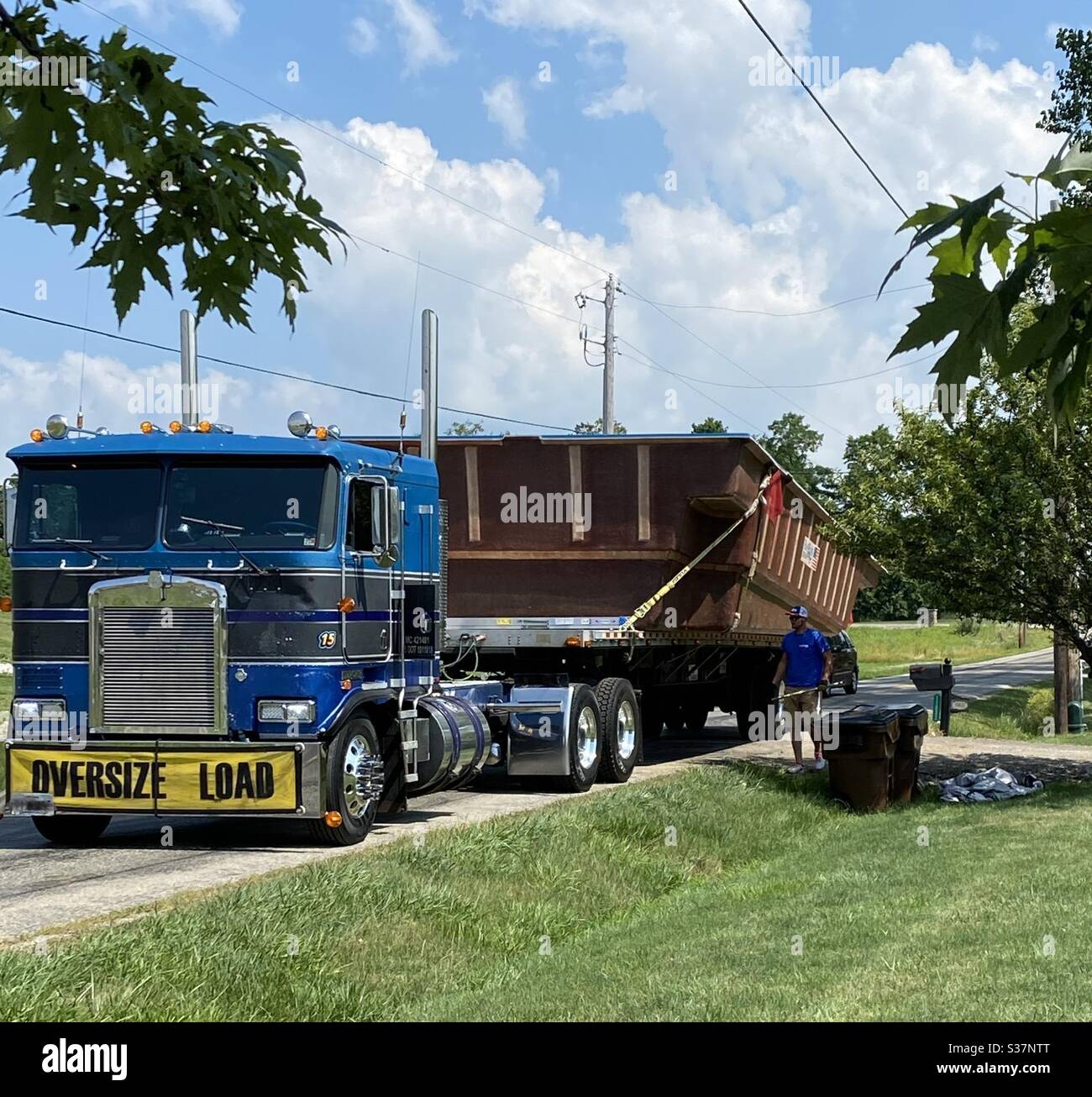 Fiberglass hi-res stock photography and images - Alamy