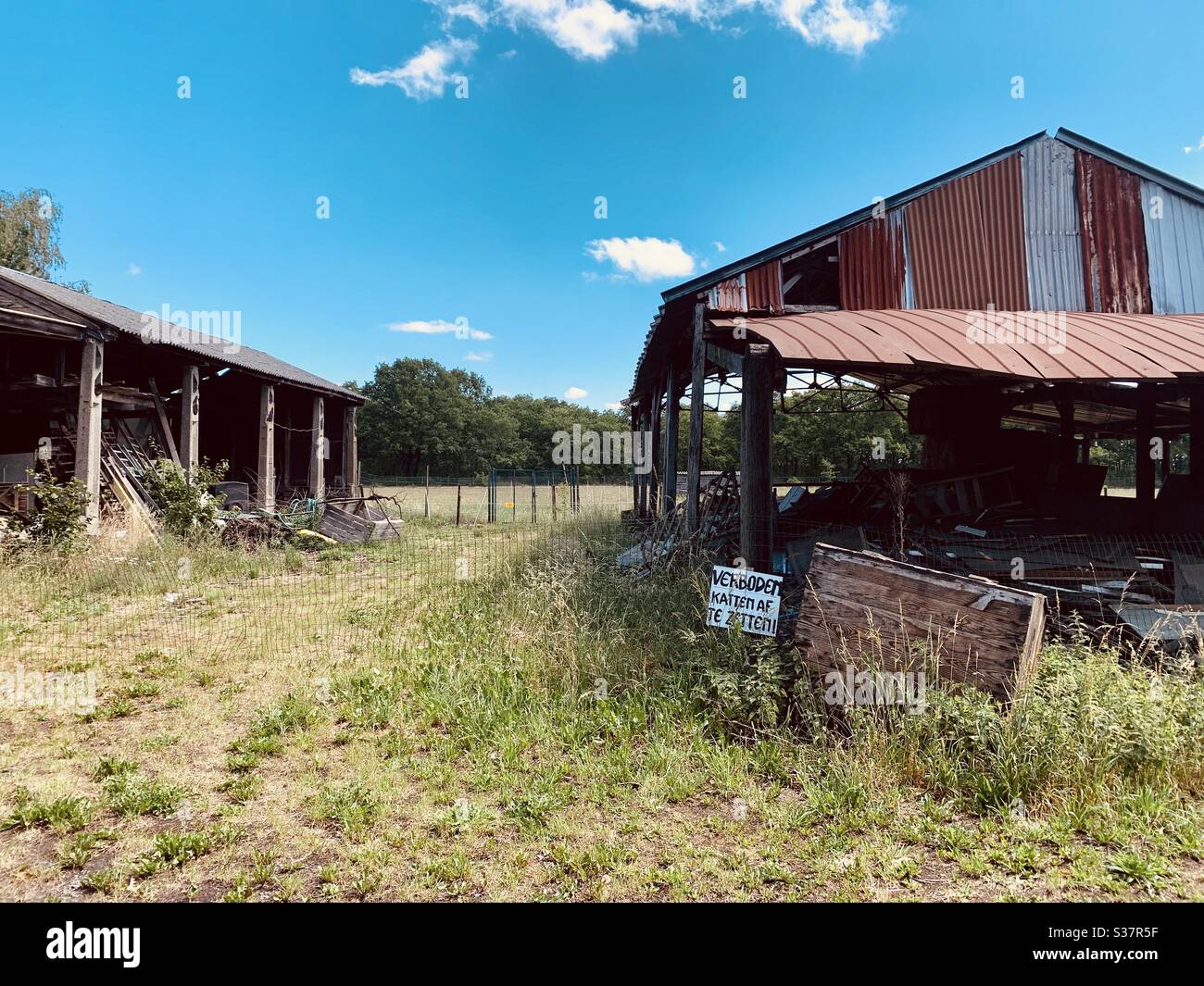 Old sheds hi-res stock photography and images - Alamy