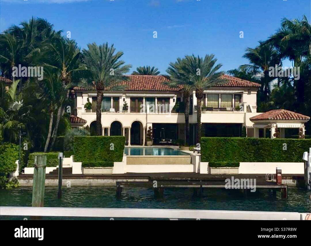 Will Smith Mobile Mansion