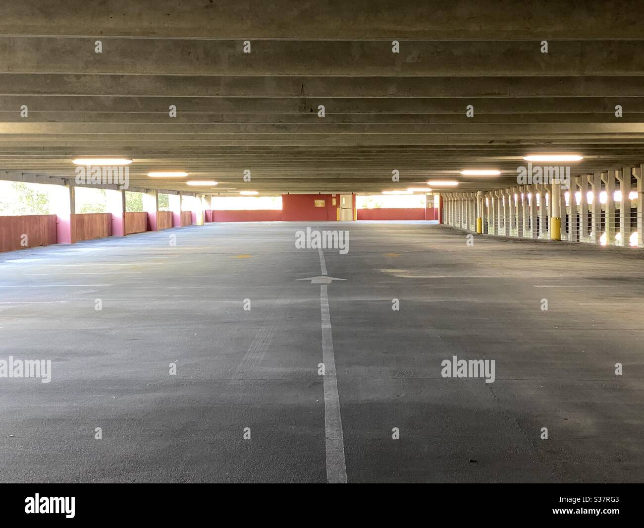 Empty parking structure hi-res stock photography and images - Alamy