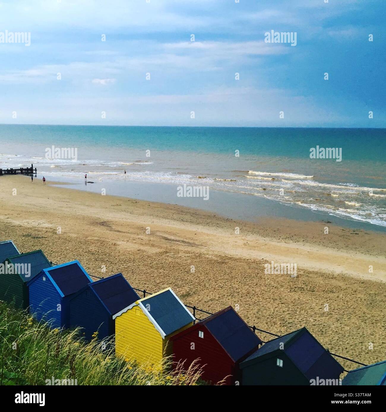 Beach huts along Mundesley beach, Norfolk Stock Photo - Alamy