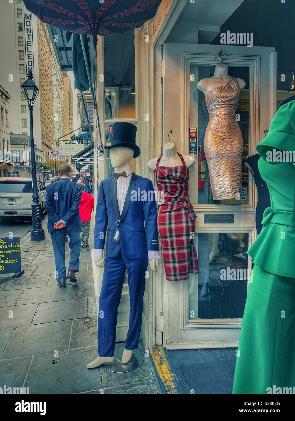 Very dapper hi-res stock photography and images - Alamy