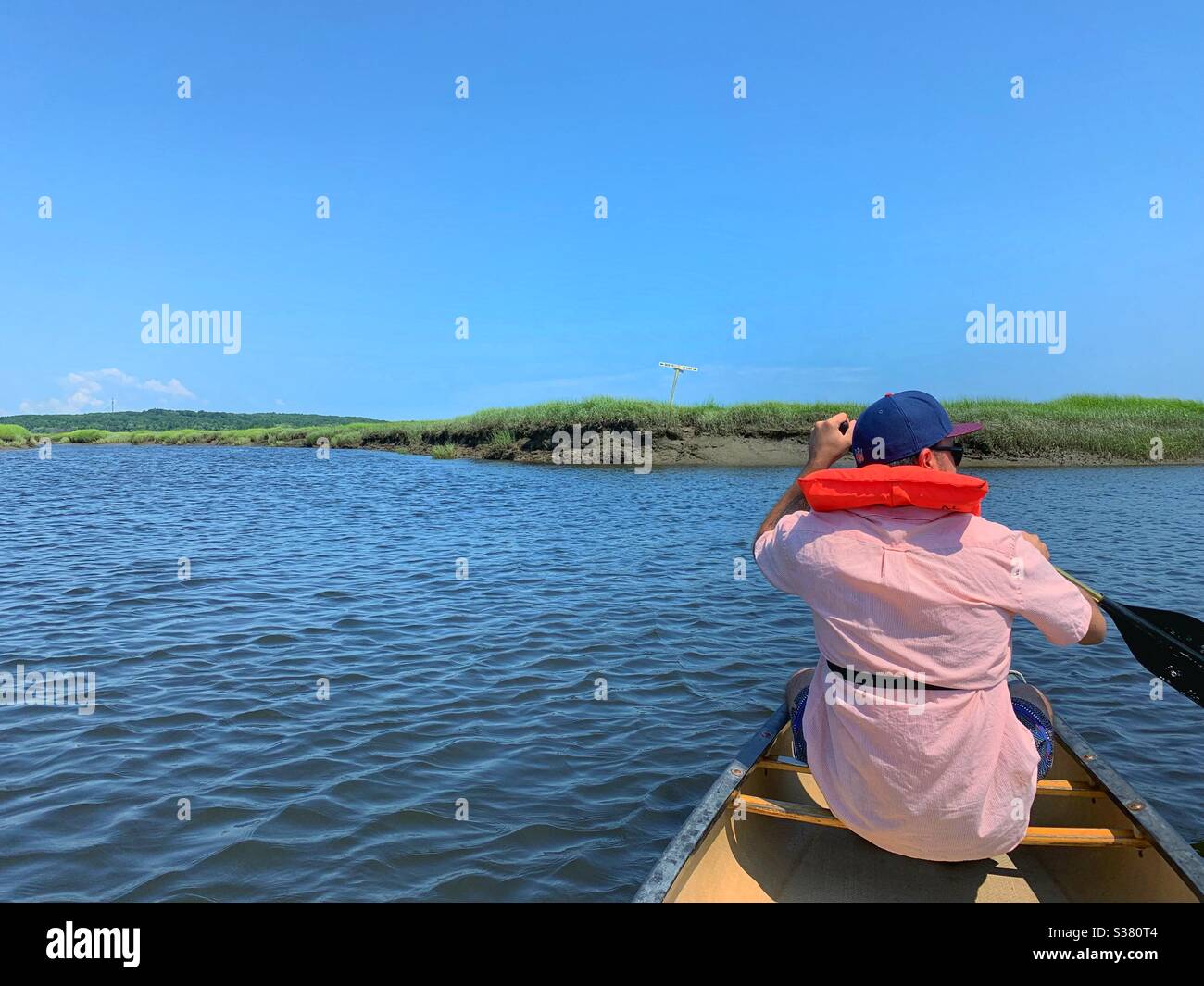 Pink canoe hi-res stock photography and images - Alamy