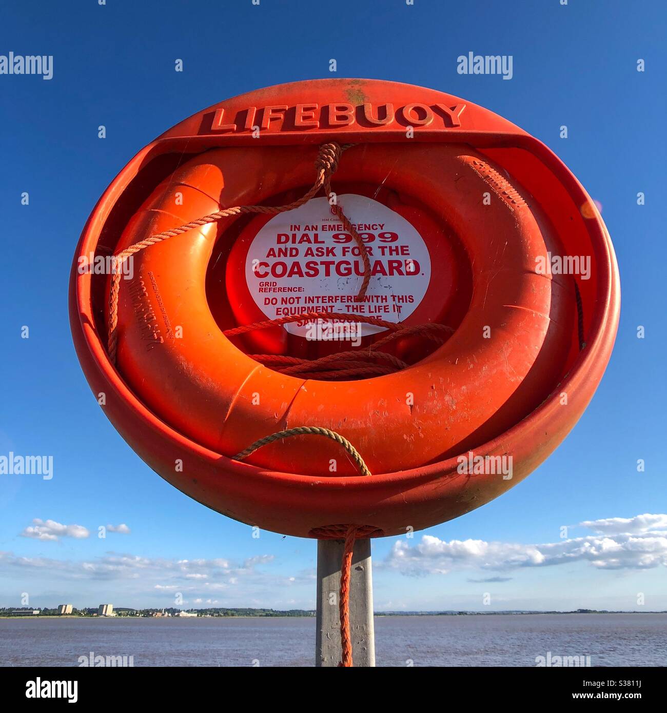 Dial 999 hi-res stock photography and images - Alamy