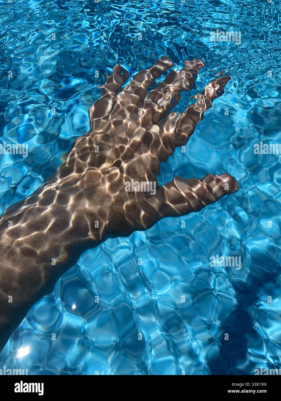 Water distortion hi-res stock photography and images - Alamy