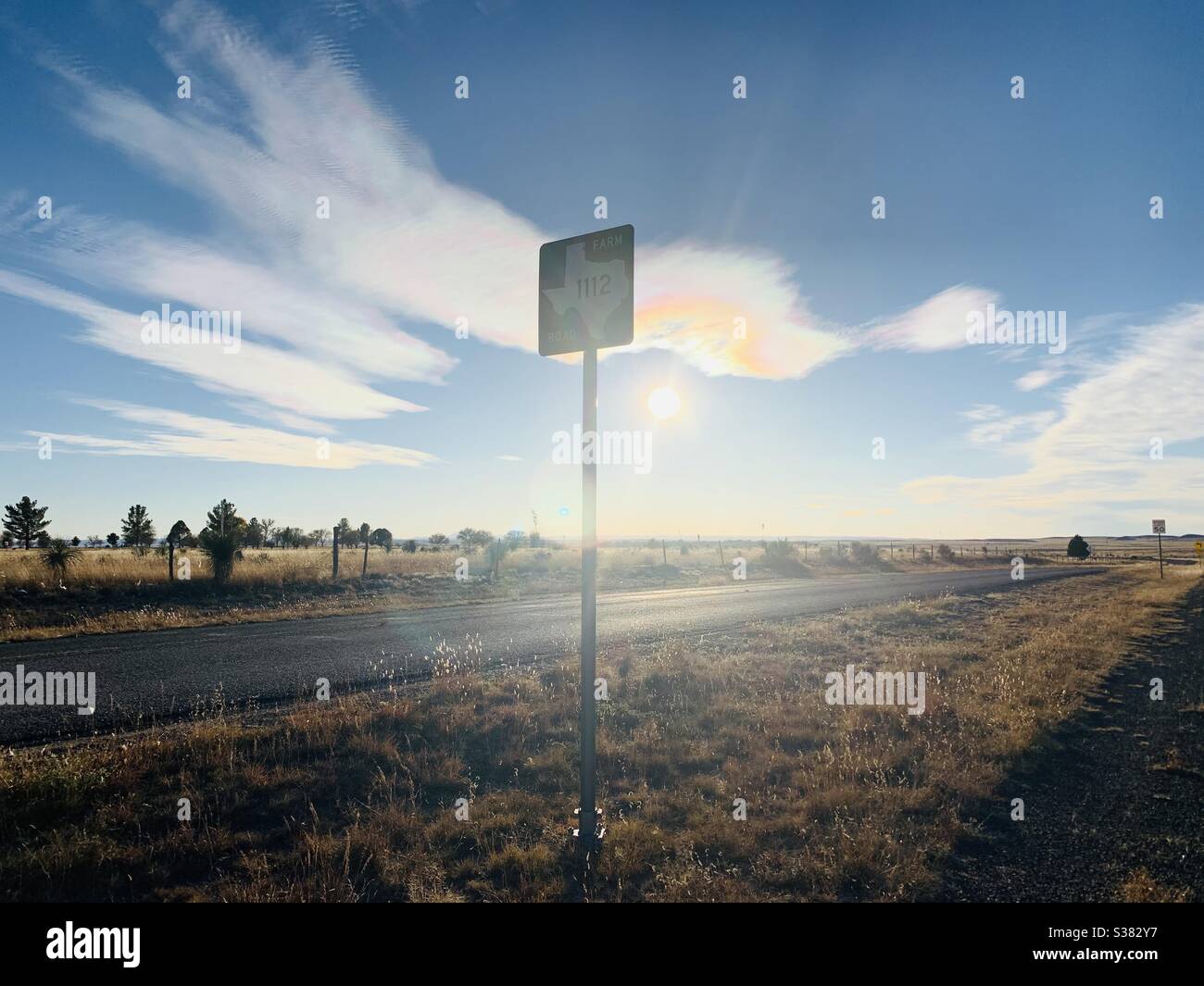 Desert texas road sign hi-res stock photography and images - Alamy