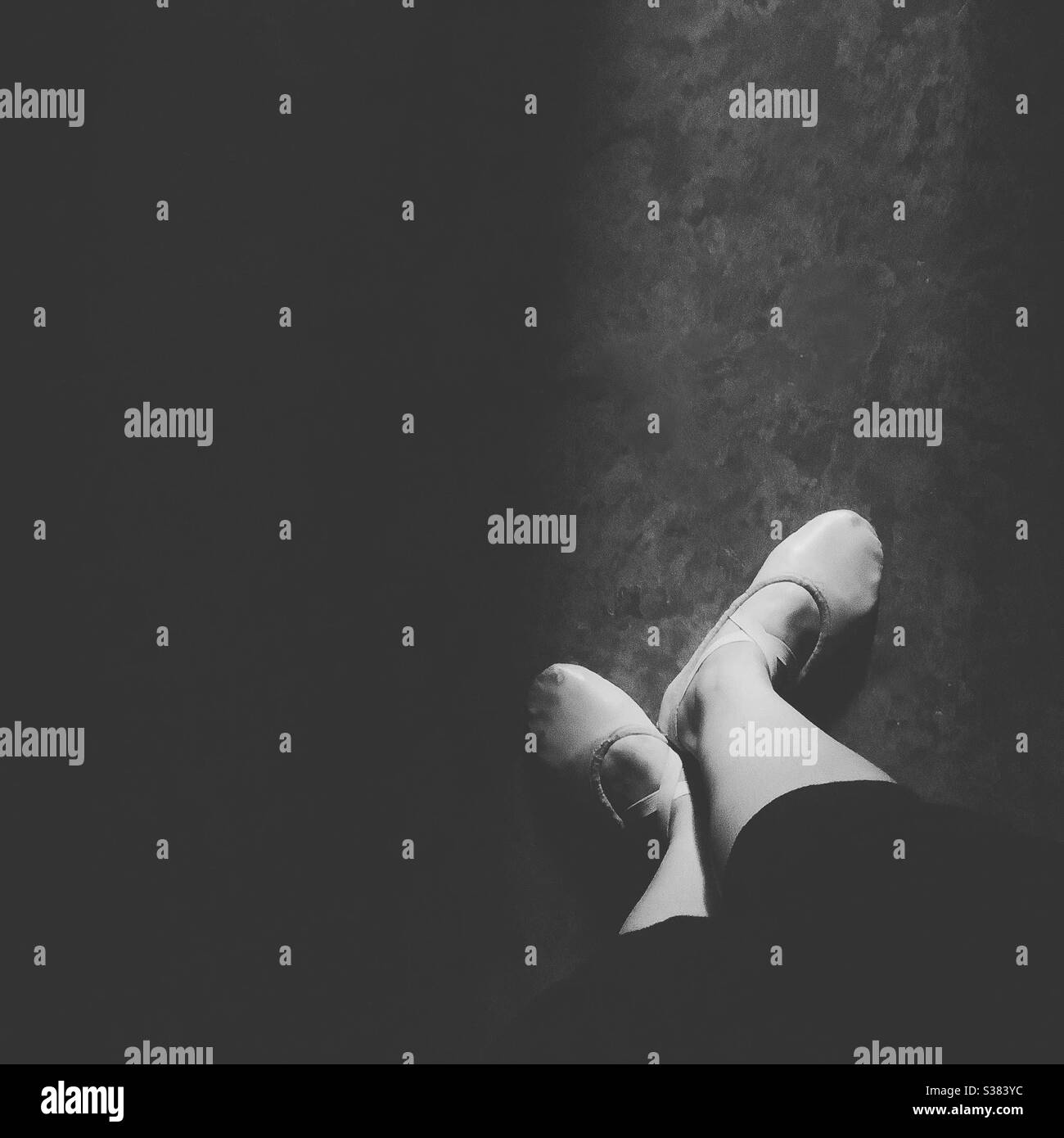 Light feet hi-res stock photography and images - Alamy