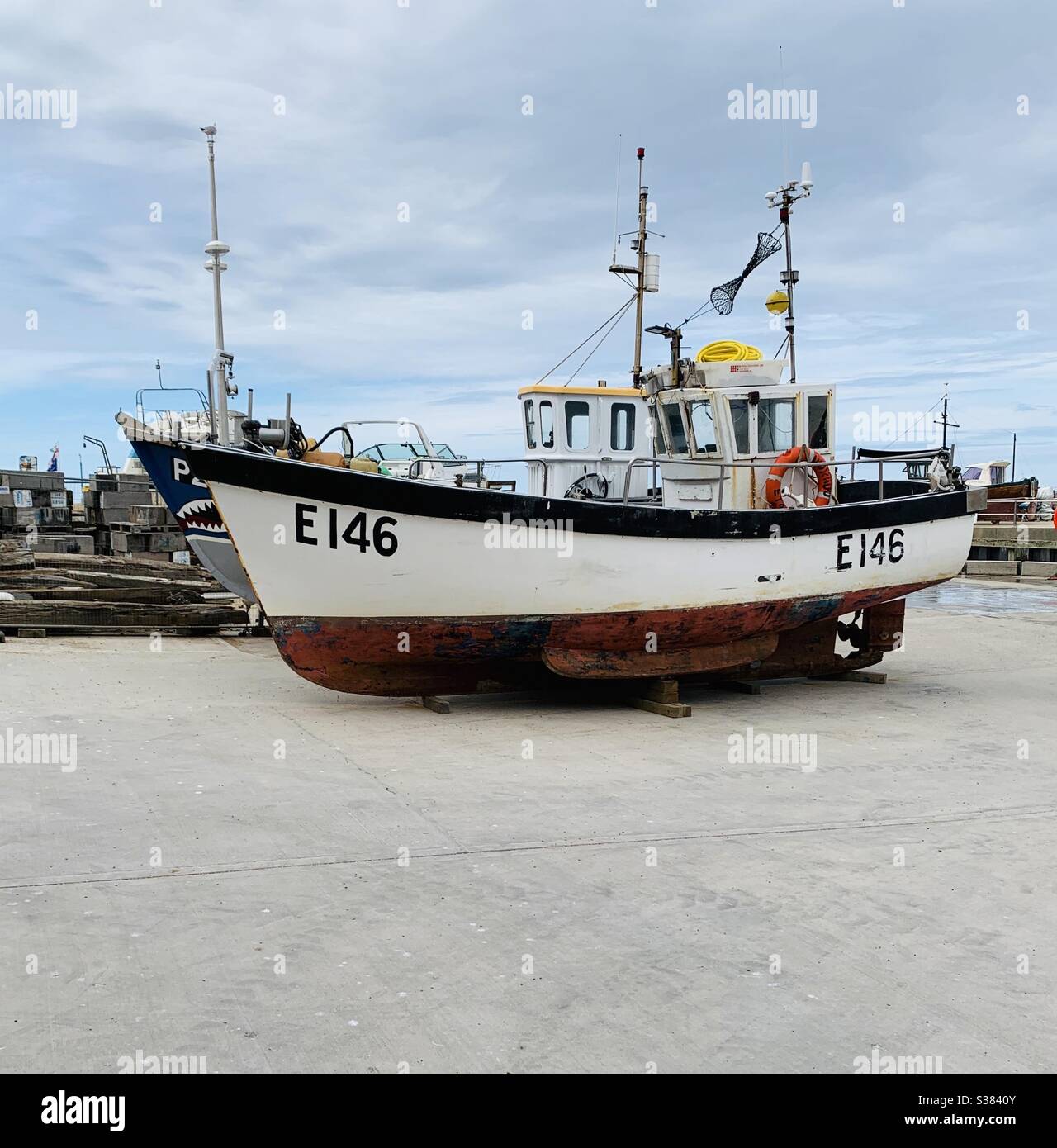 Bay ships hi-res stock photography and images - Alamy