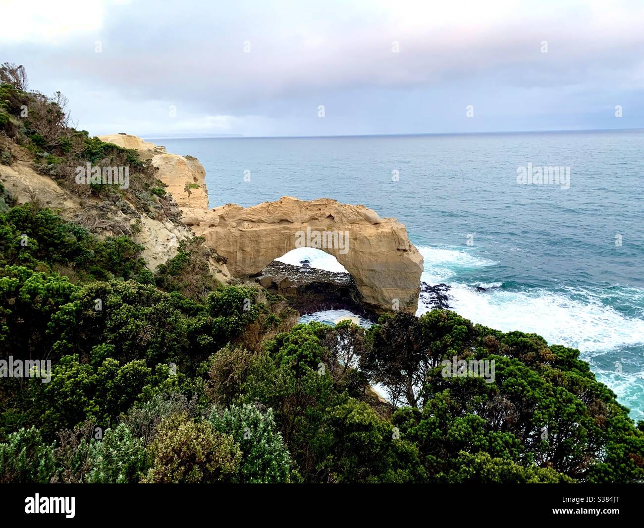 The Arch - Landmark on Great Ocean Road Stock Photo - Alamy