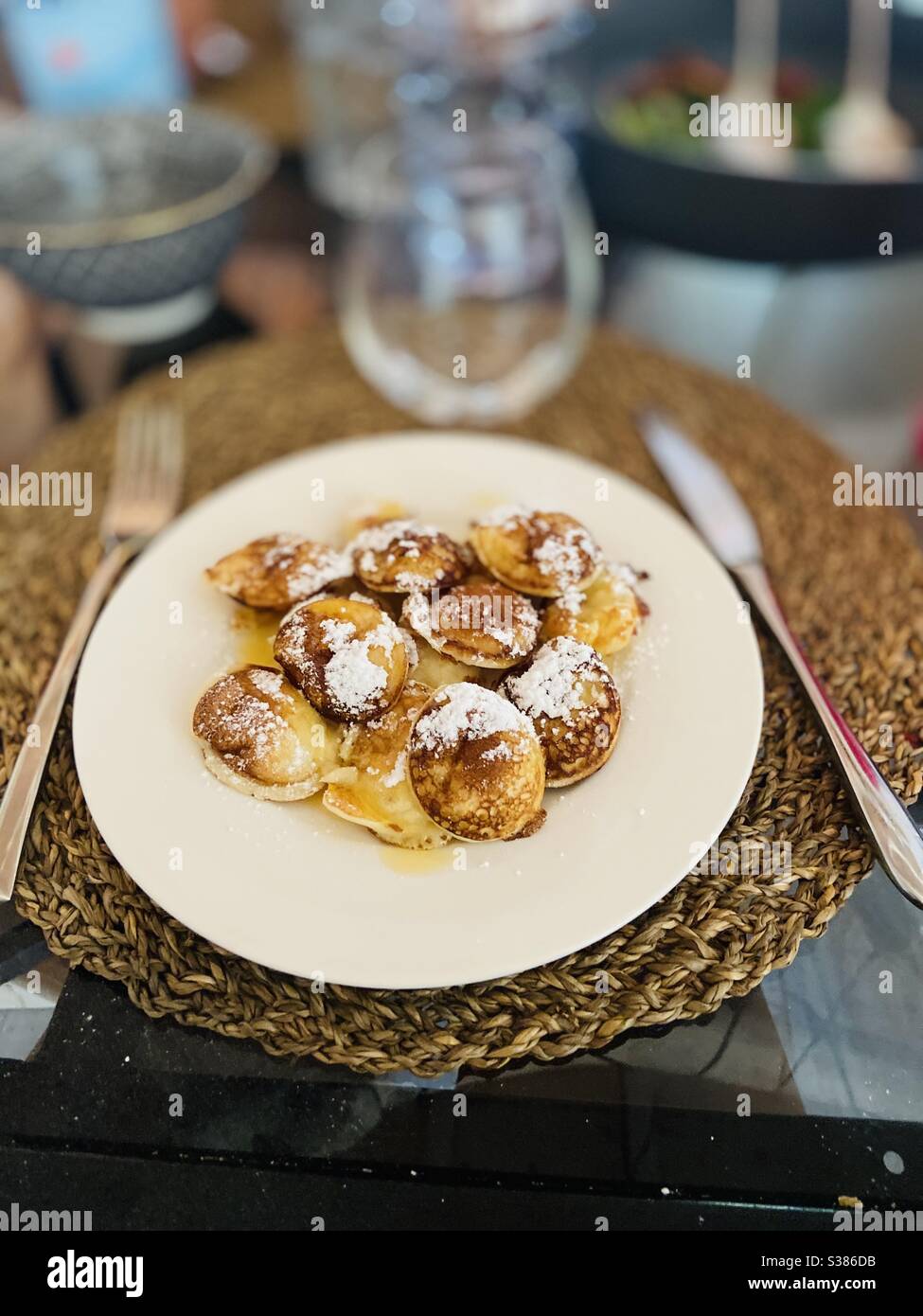 Poffertjes hi-res stock photography and images - Alamy