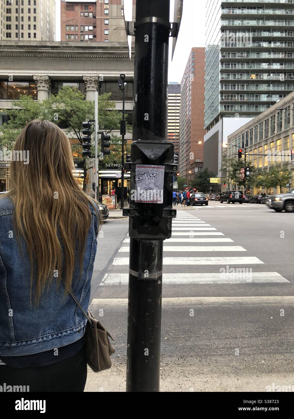Crosswalk city hi-res stock photography and images - Alamy