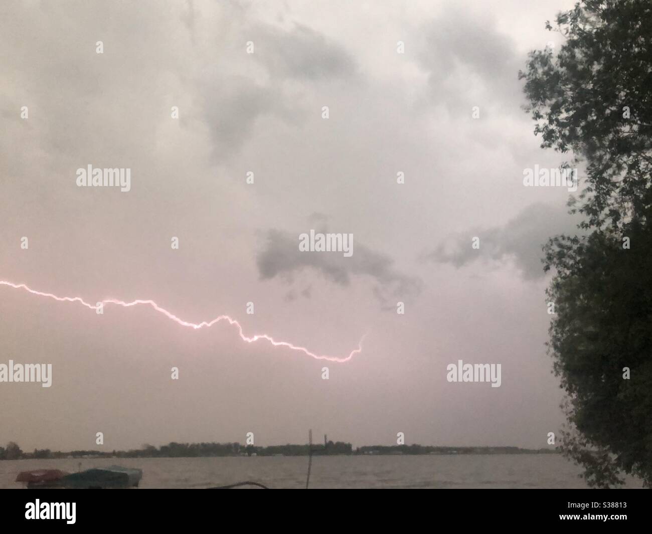 Lightning Lake High Resolution Stock Photography and Images - Alamy