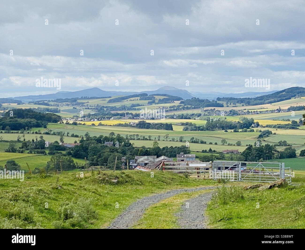 Visit fife hi-res stock photography and images - Alamy