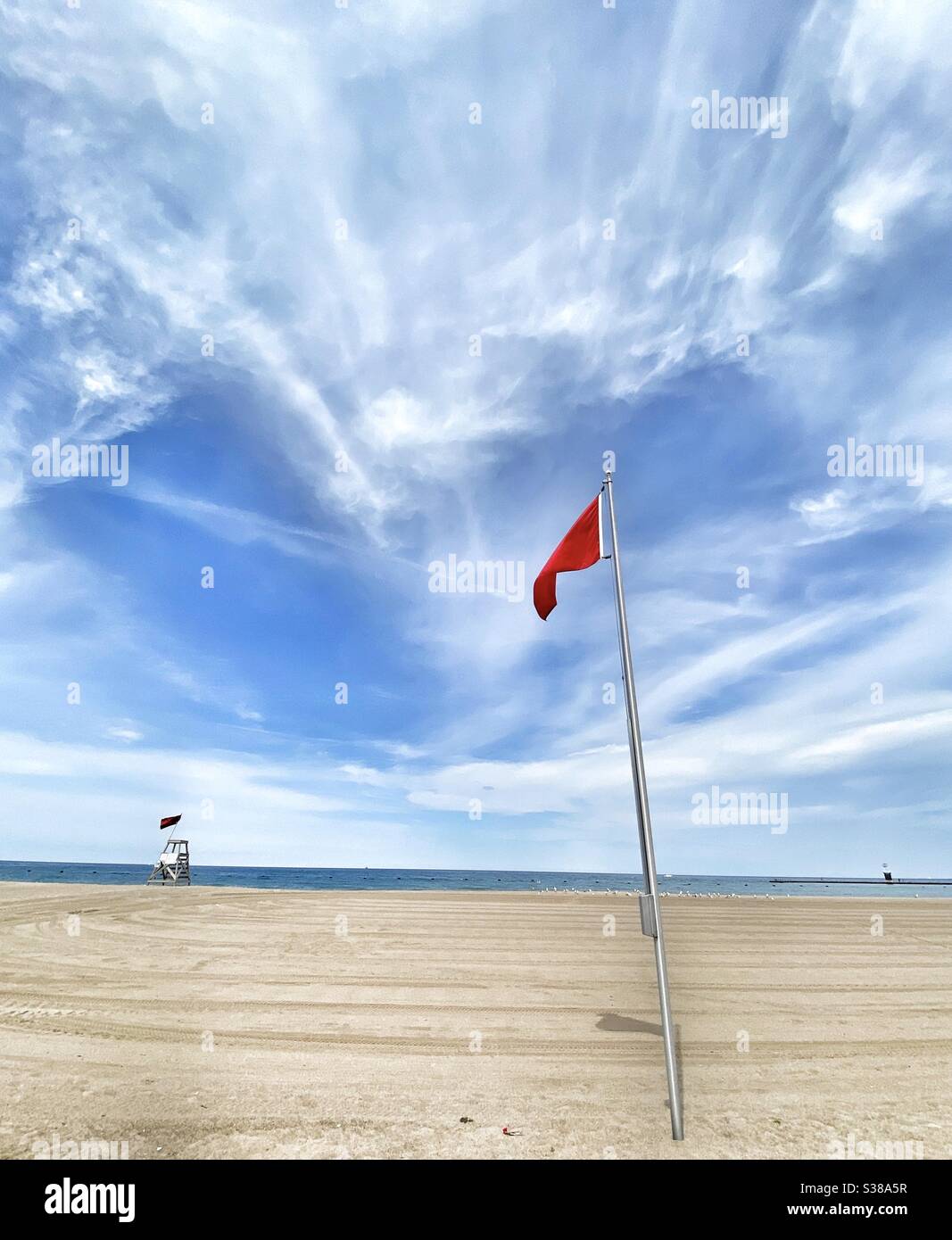Empty flag pole hi-res stock photography and images - Alamy