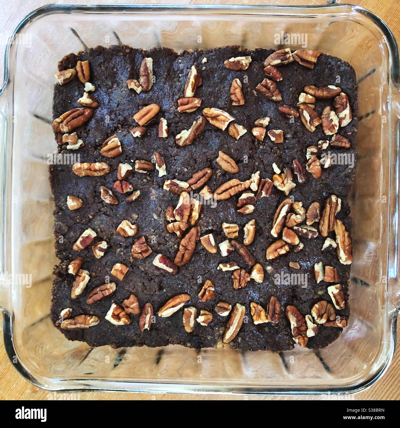 Top down pan hi-res stock photography and images - Alamy