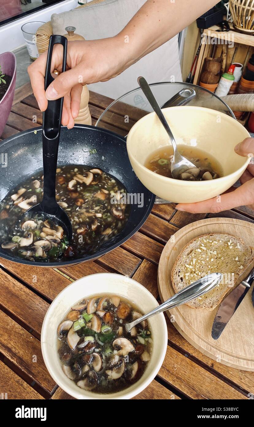 Experiment photography hi-res stock photography and images - Alamy