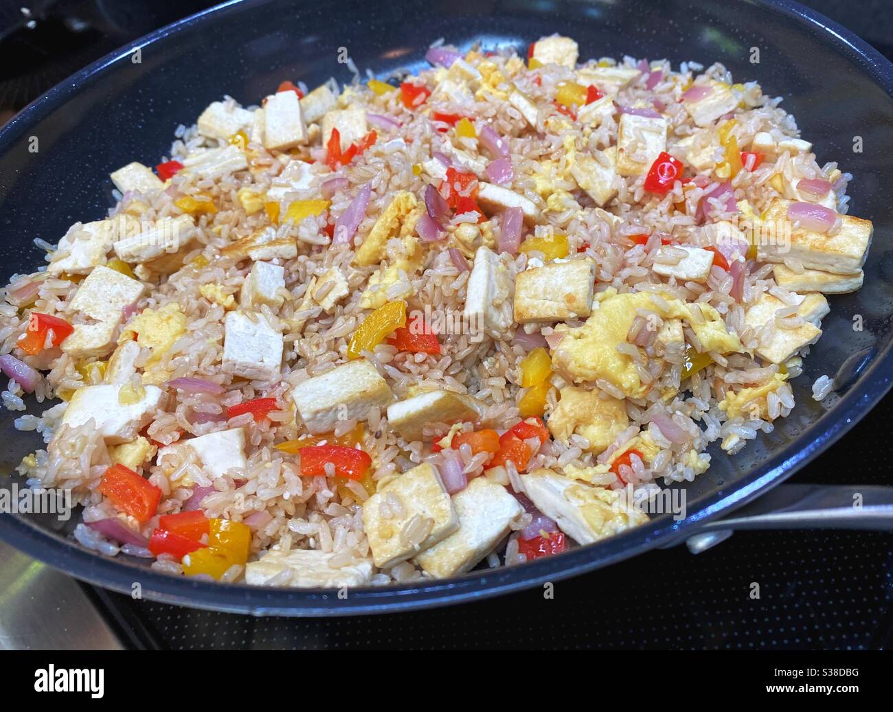 Vegan fried rice hi-res stock photography and images - Alamy