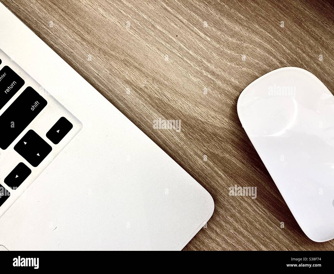 Working table hi-res stock photography and images - Alamy