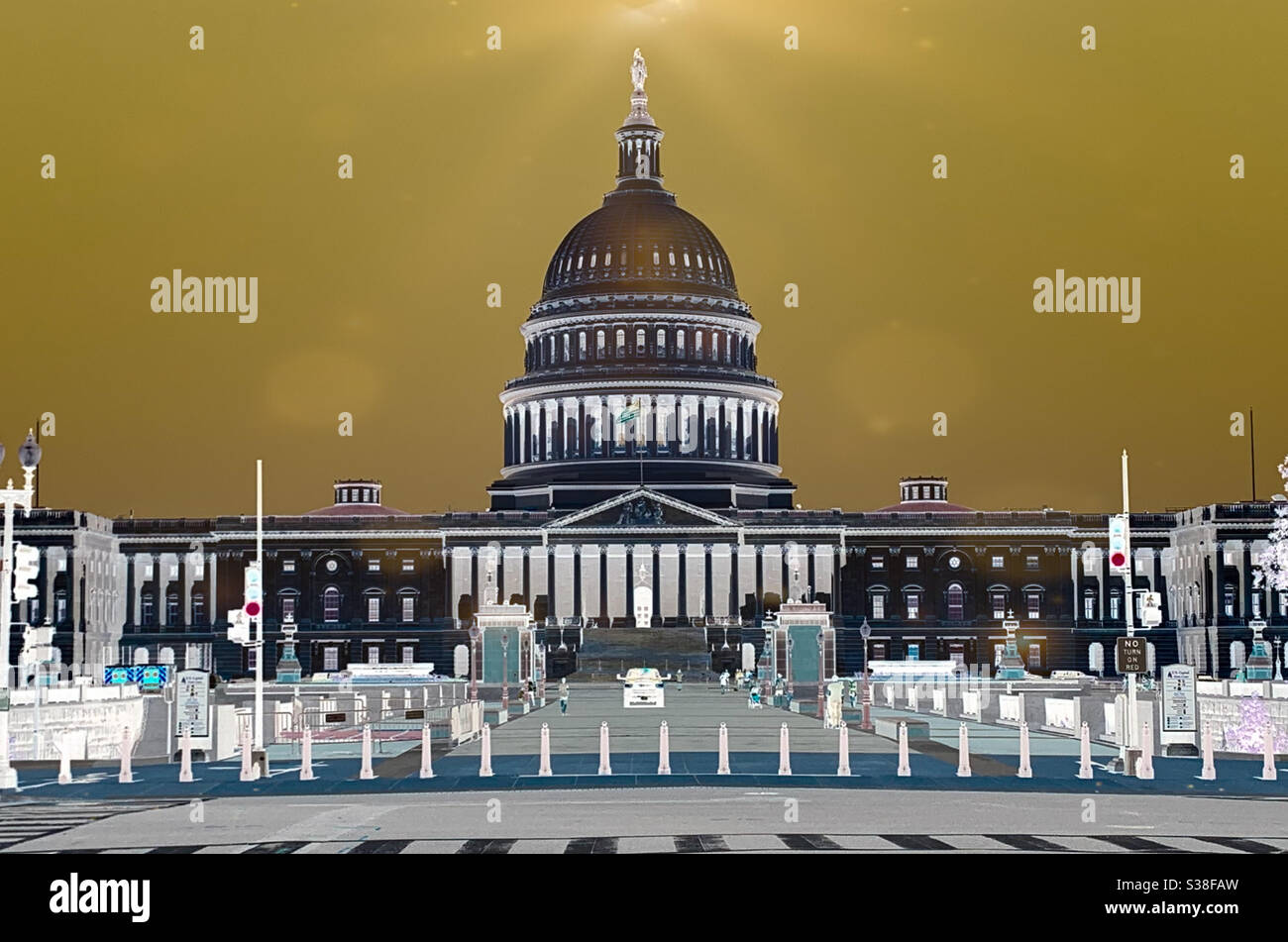 Negative monument hi-res stock photography and images - Alamy