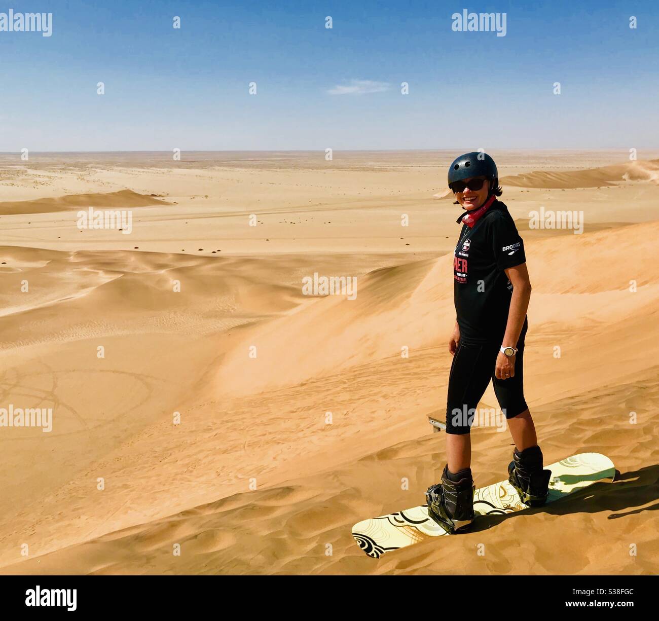 Sandboarding hi-res stock photography and images - Alamy