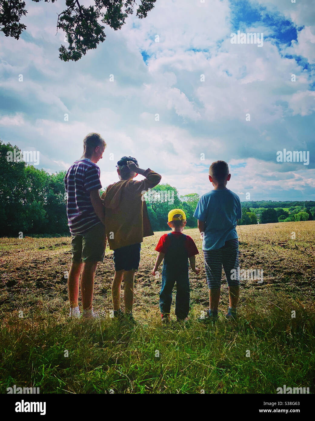 Rear four standing fields hi-res stock photography and images - Alamy