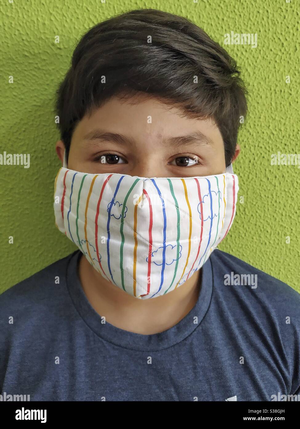 Latin boy with mask hi-res stock photography and images - Alamy