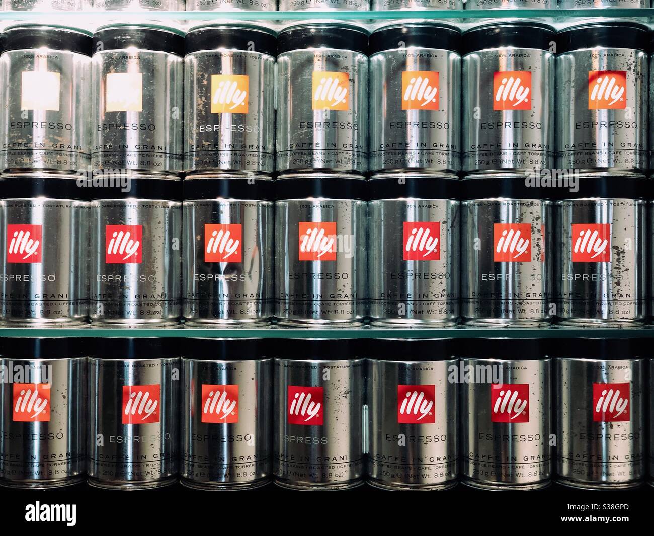Coffee cans hi-res stock photography and images - Alamy