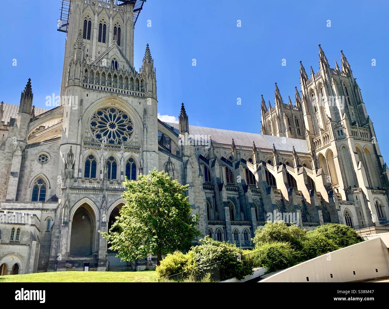 National sanctuary cathedral hi-res stock photography and images - Alamy