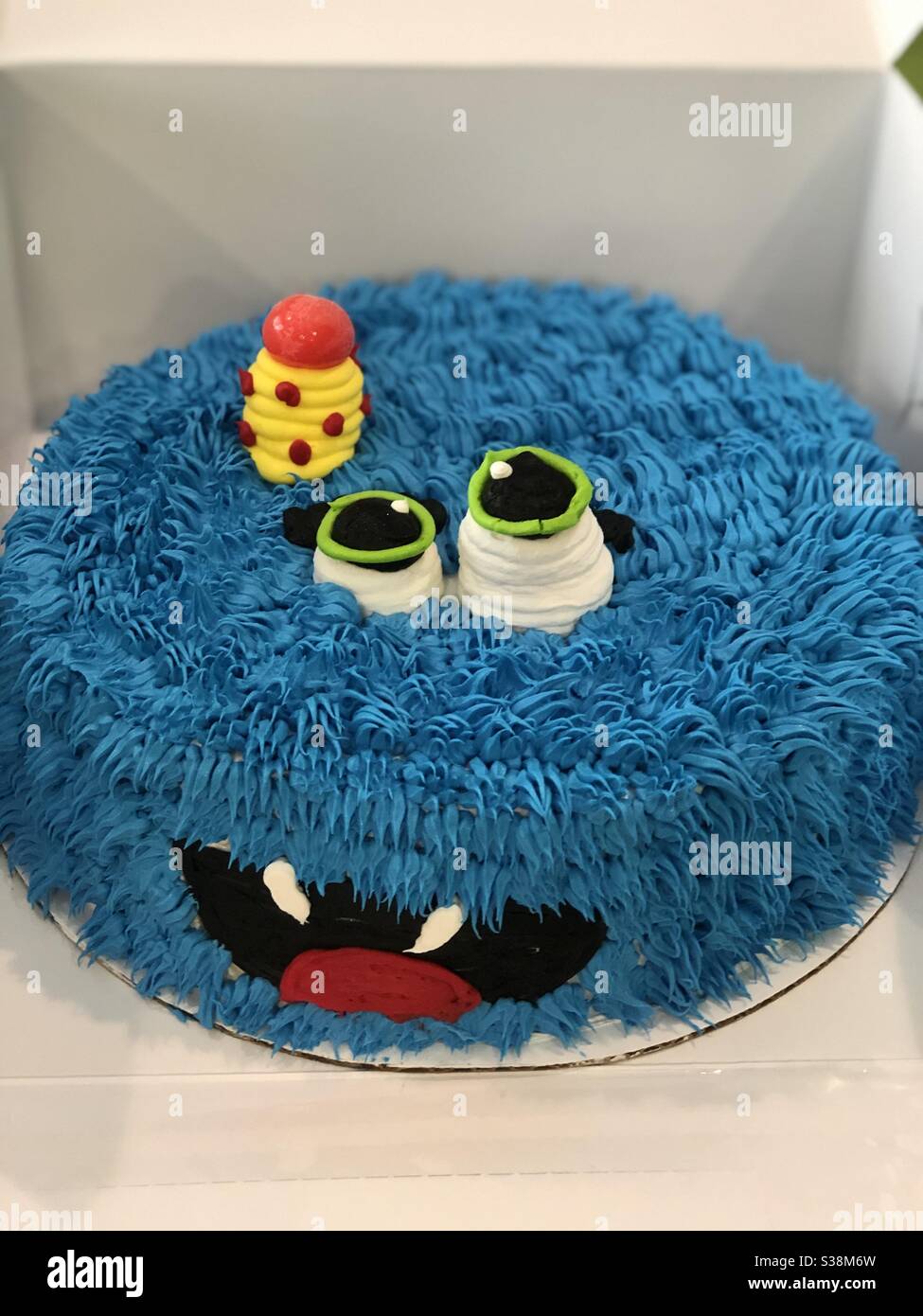 Monster cake hi-res stock photography and images - Alamy