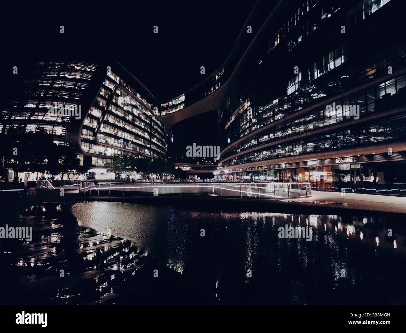 Lingkong soho hi-res stock photography and images - Alamy