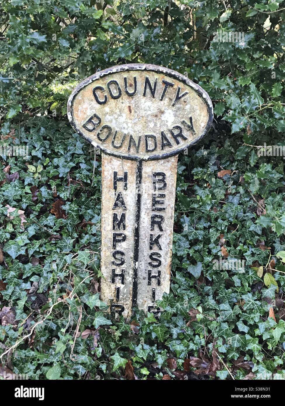 Outside boundary hi-res stock photography and images - Alamy