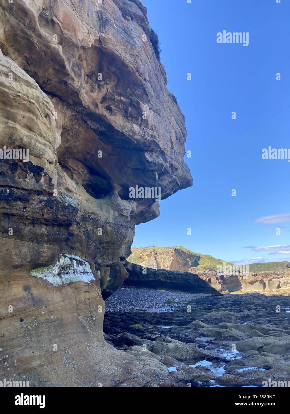 Moray sandstone hi-res stock photography and images - Alamy