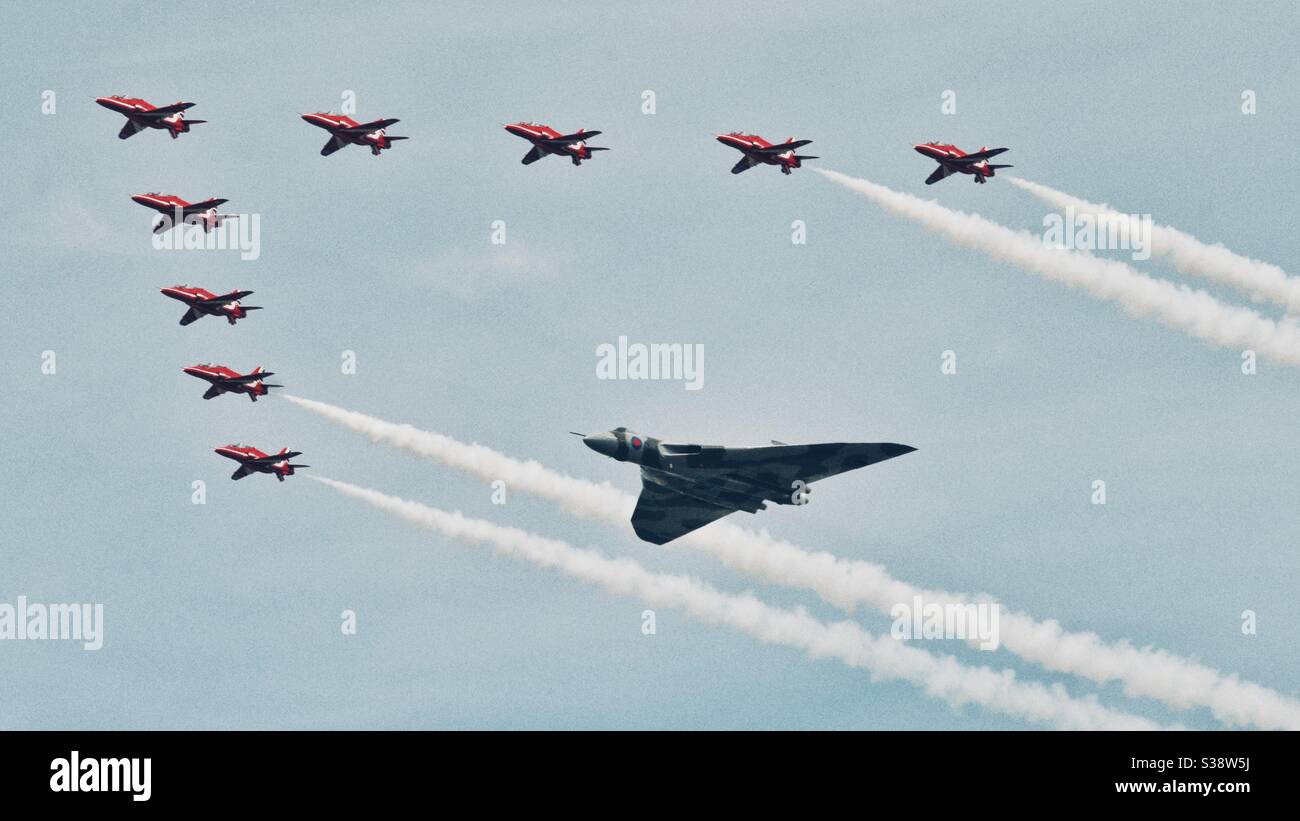 Vulcan and the Red Arrows Stock Photo - Alamy