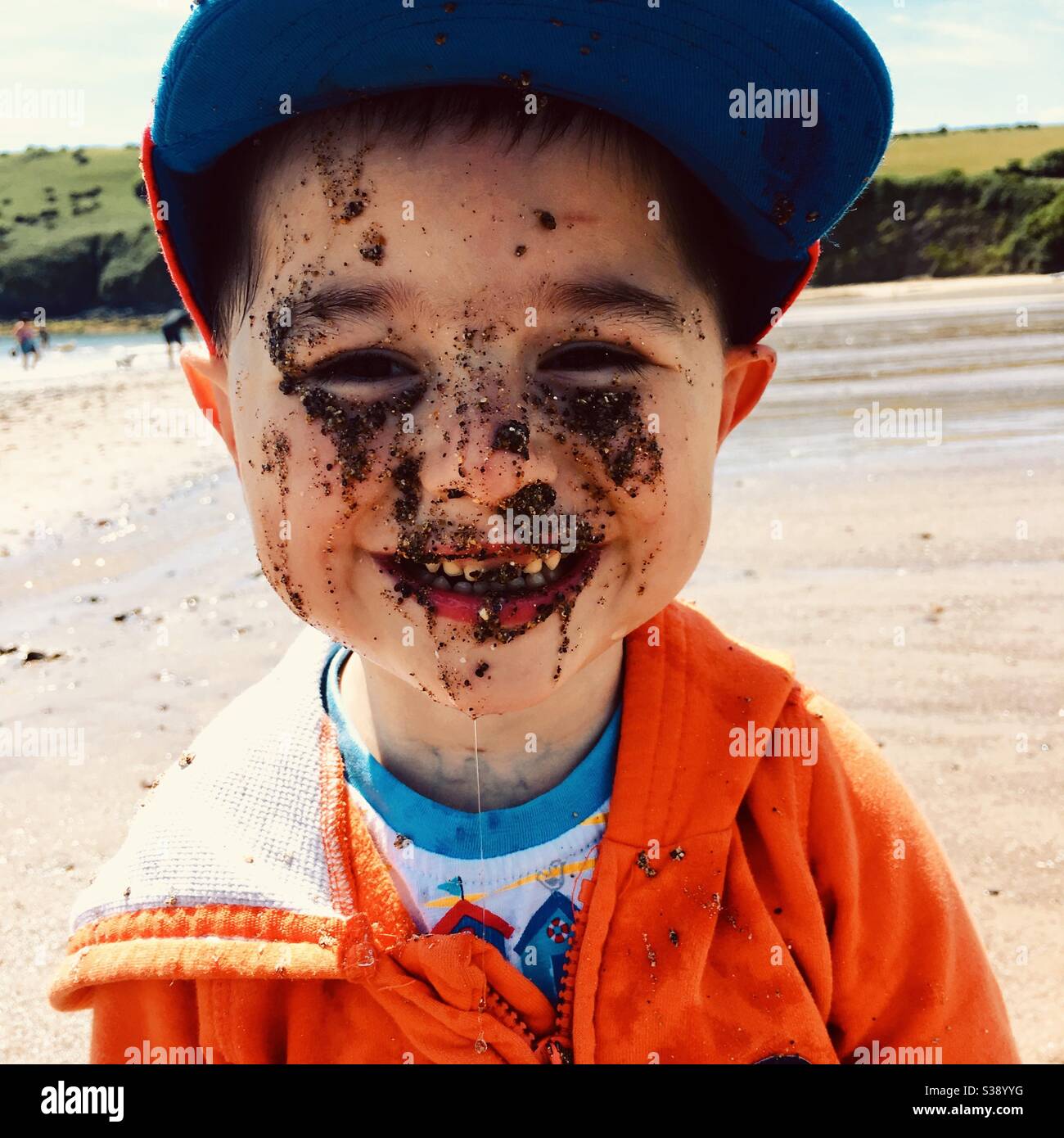 Sand smile hi-res stock photography and images - Alamy
