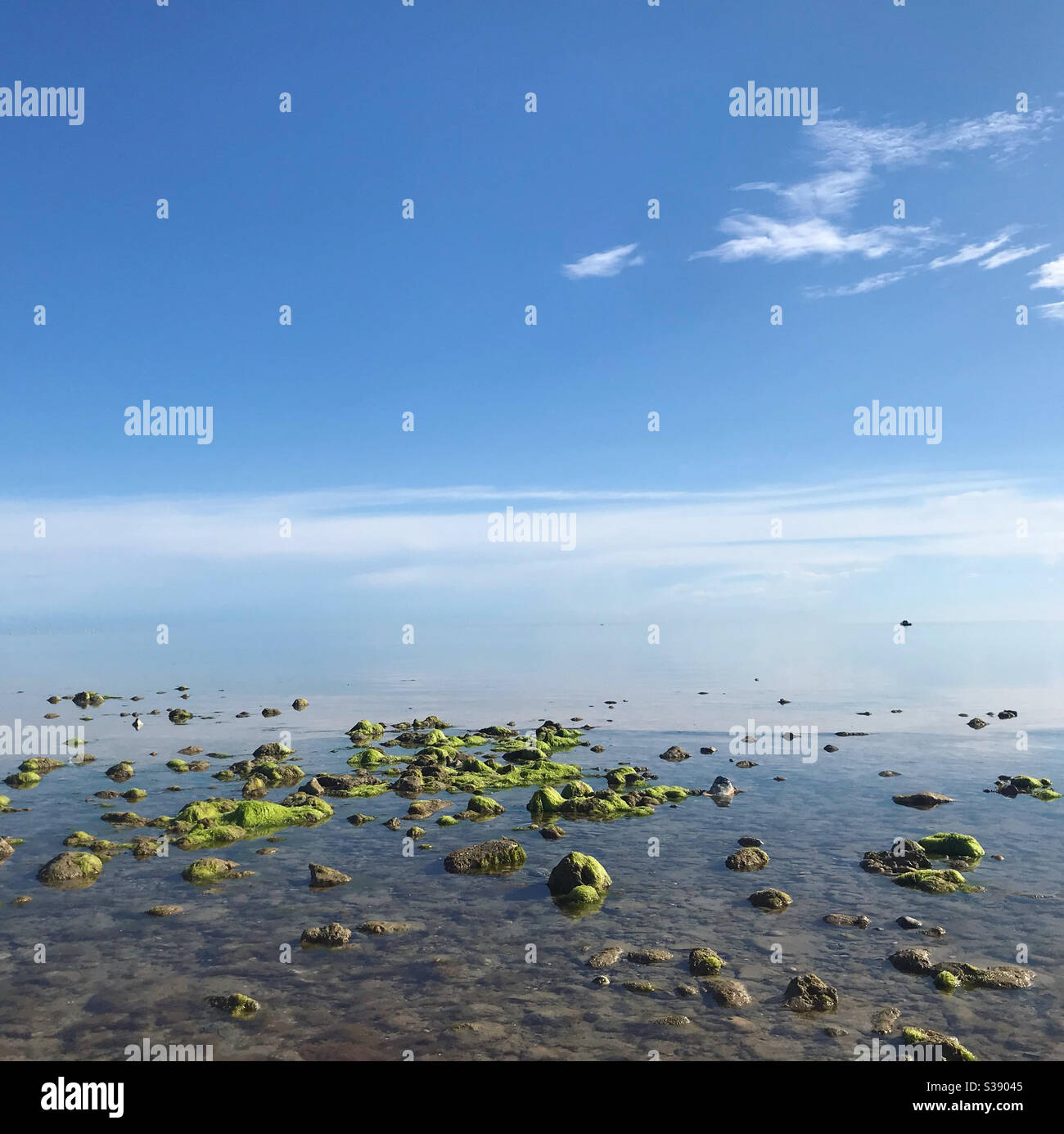 Goring beach hi-res stock photography and images - Alamy