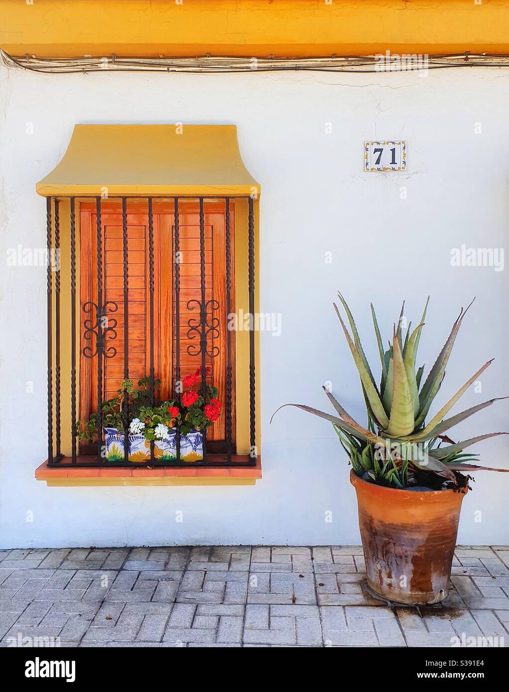 Ground floor window hi-res stock photography and images - Alamy