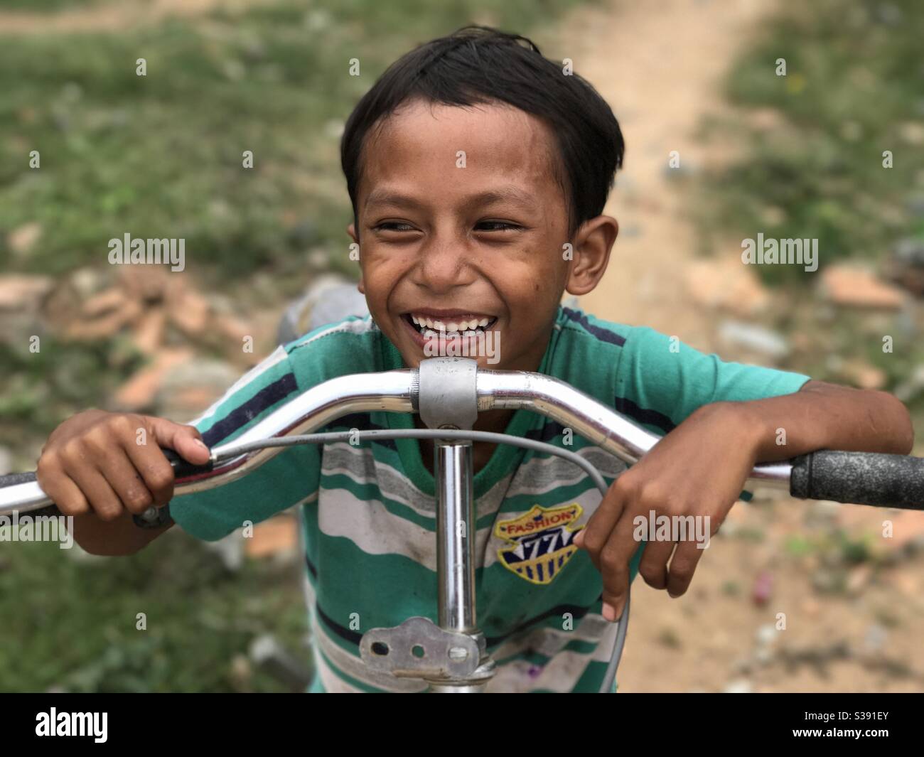 Smile bike hi-res stock photography and images - Alamy