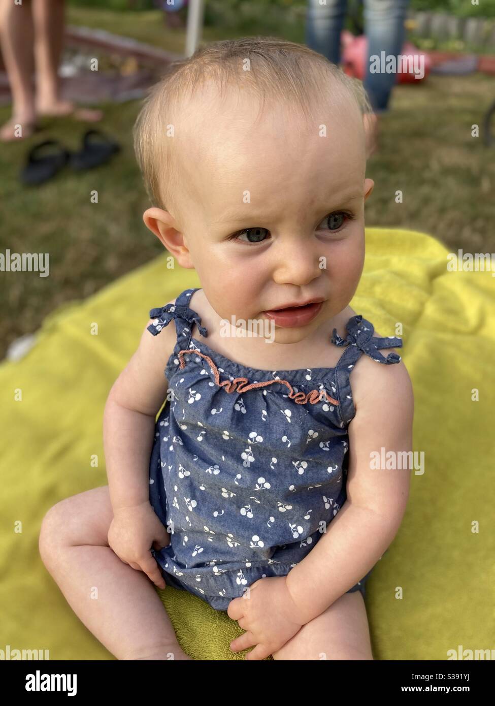 Summer babe hi-res stock photography and images - Alamy