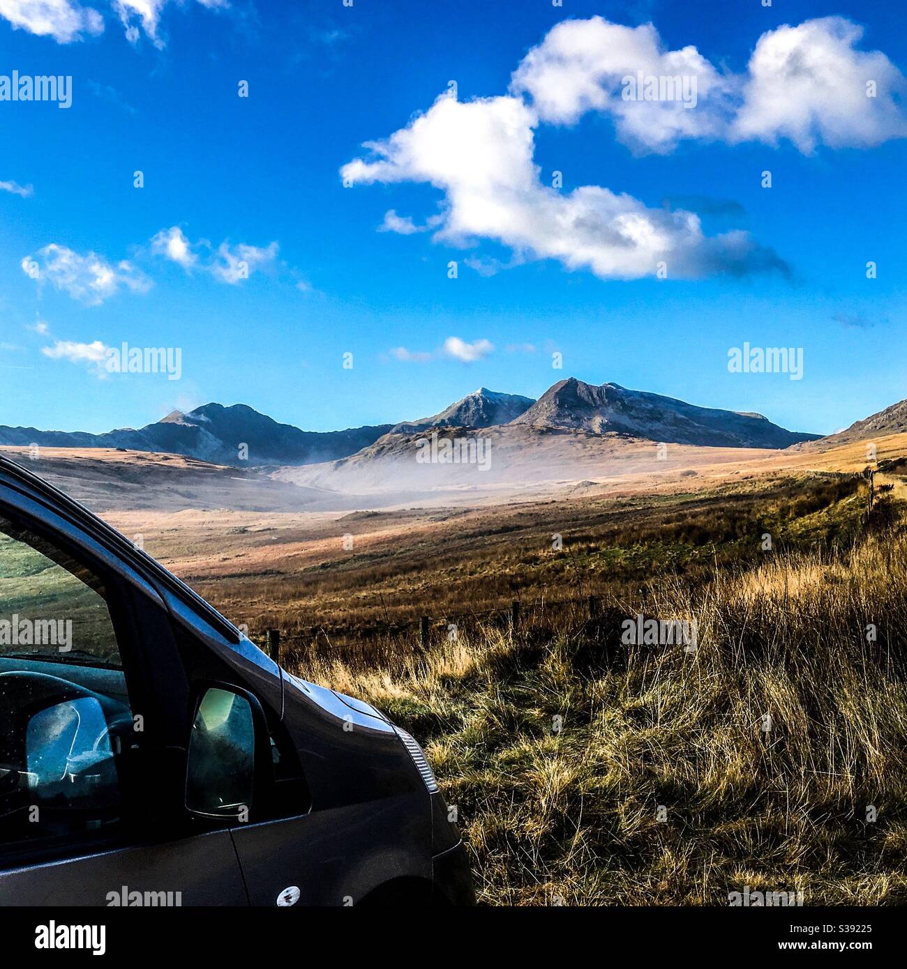 Campervan in mountains hi-res stock photography and images - Alamy
