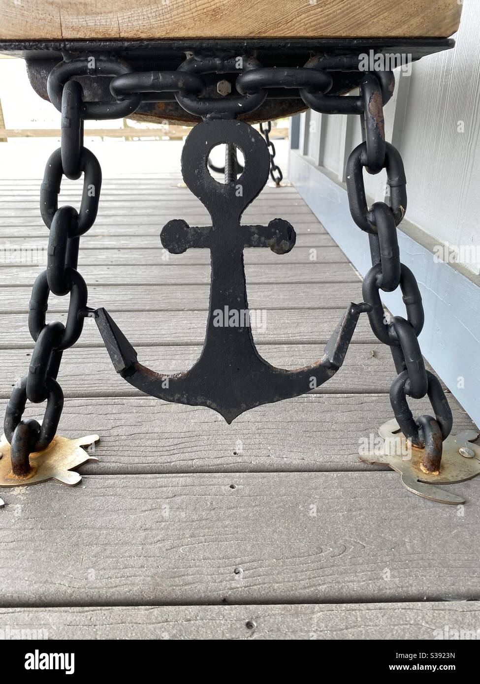 Metal anchor hi-res stock photography and images - Alamy