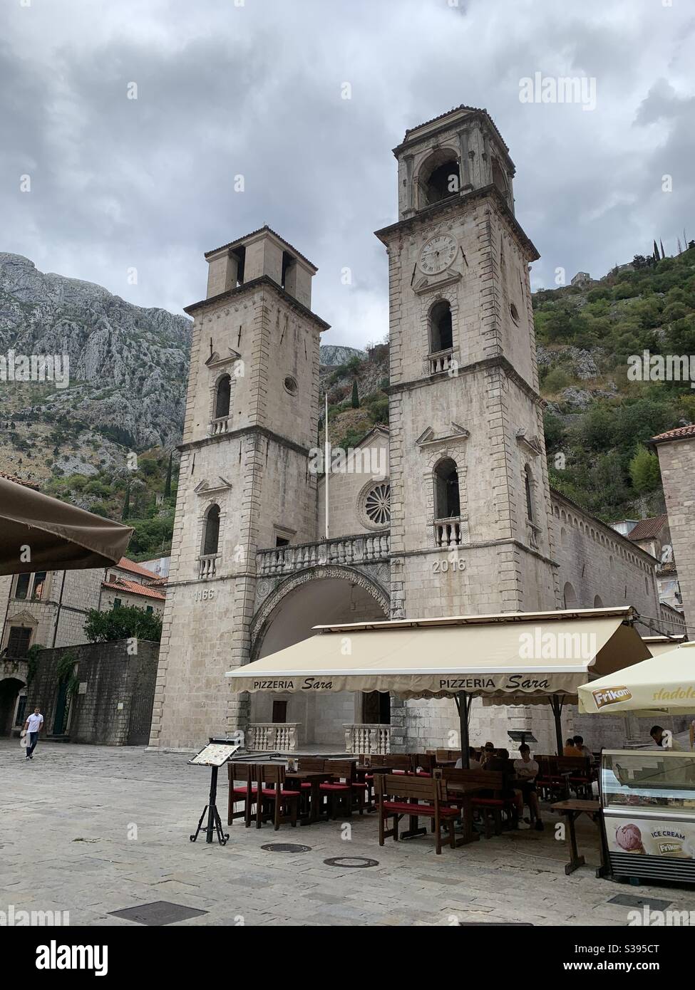 Two spires hi-res stock photography and images - Alamy