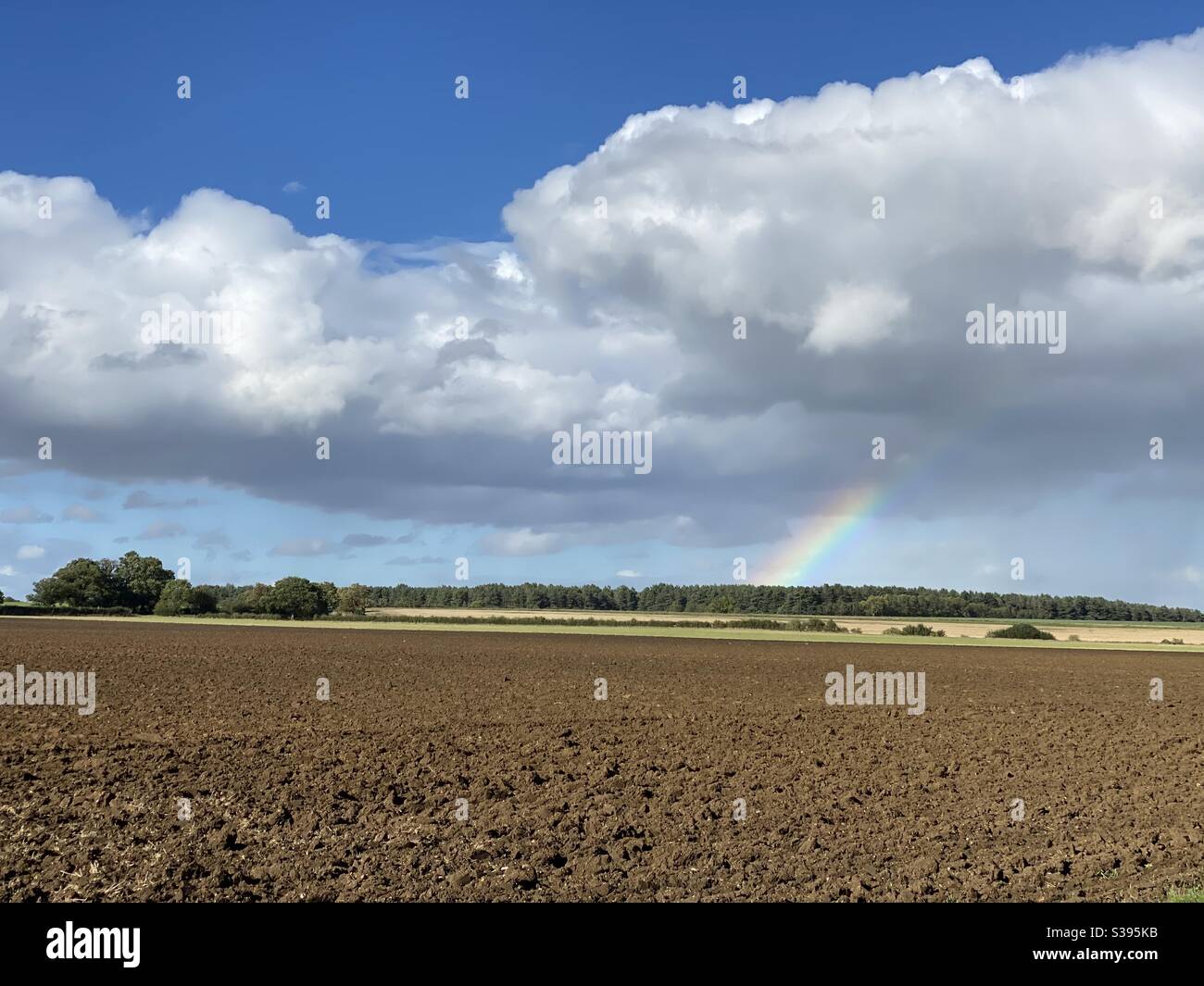 Rainbow fields hi-res stock photography and images - Alamy