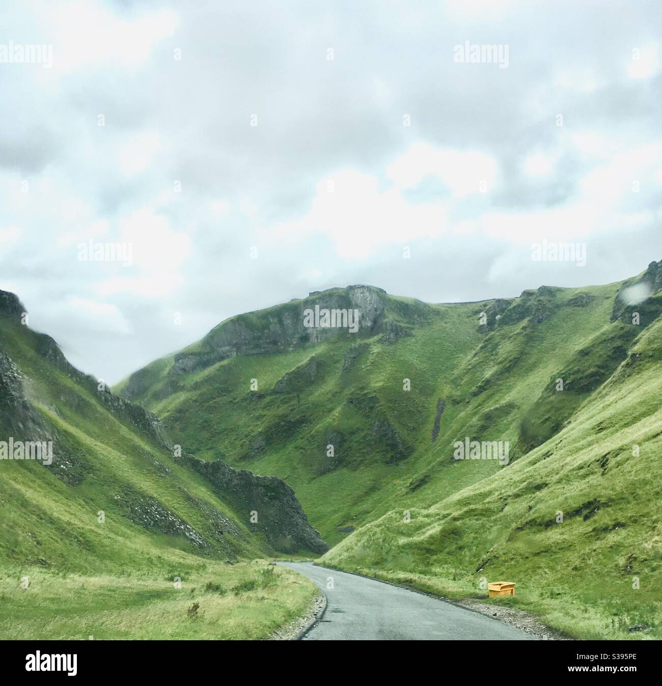 Winnets pass castleton Stock Photo - Alamy