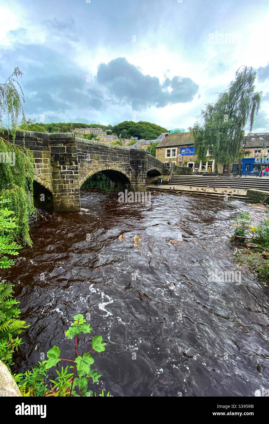 Bridge at hebden hi-res stock photography and images - Alamy